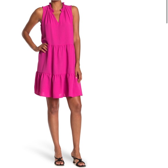 Sandra Darren | Dresses | Sandra Darren Sleeveless Ruffle Crepe Dress ...